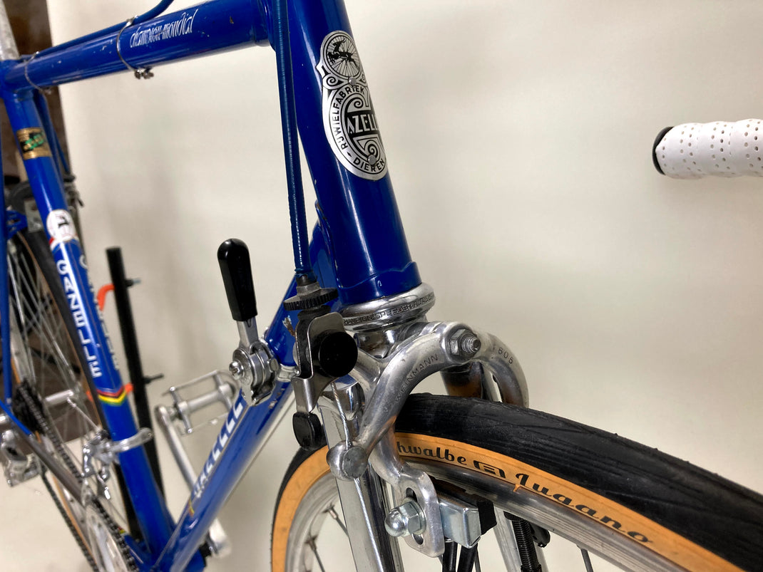 Retro Bike Rotterdam vintage steel racing bicycles and components