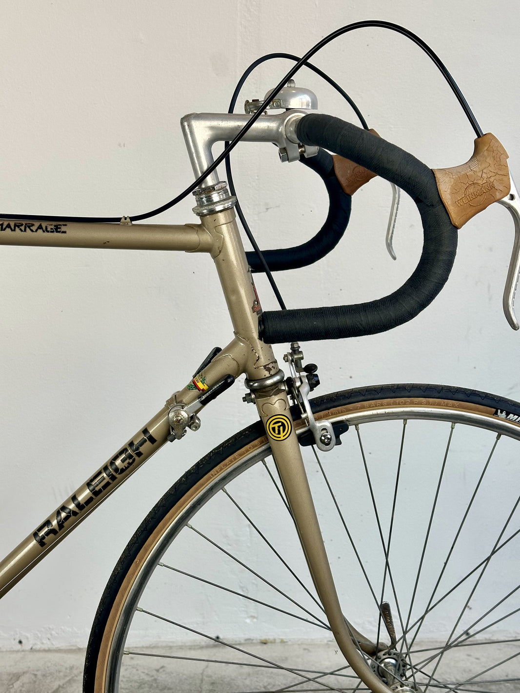 Retro Bike Rotterdam vintage steel racing bicycles and components