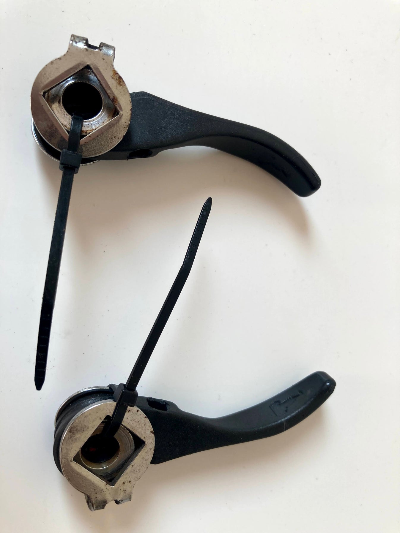 Suntour Friction Down Tube Shifters 5/6 Speed With Raleigh Logo – Retro ...